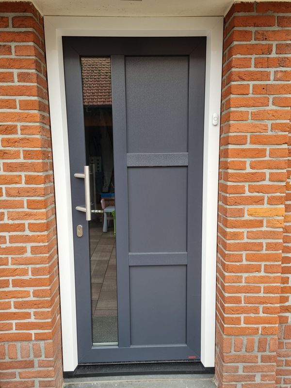 Kunststof deuren | Noord-Oost Kozijnen
